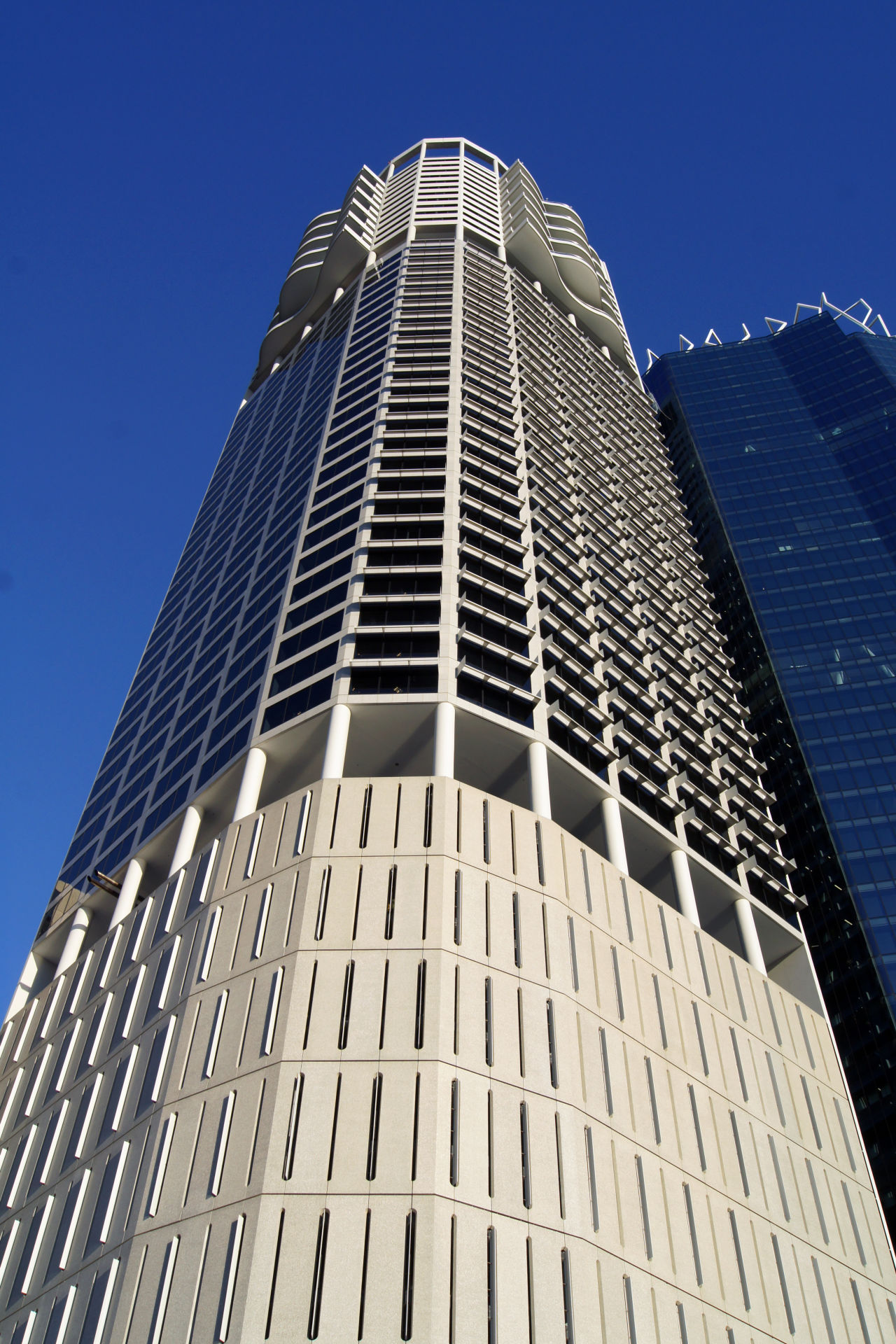 Riparian Plaza - VAE Group