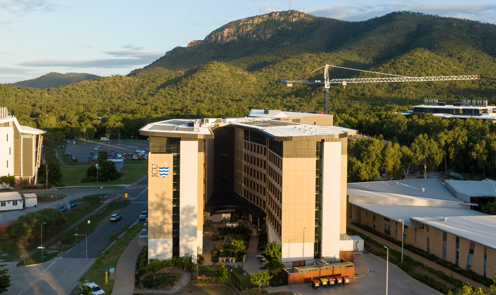 Service & Maintenance - VAE Group